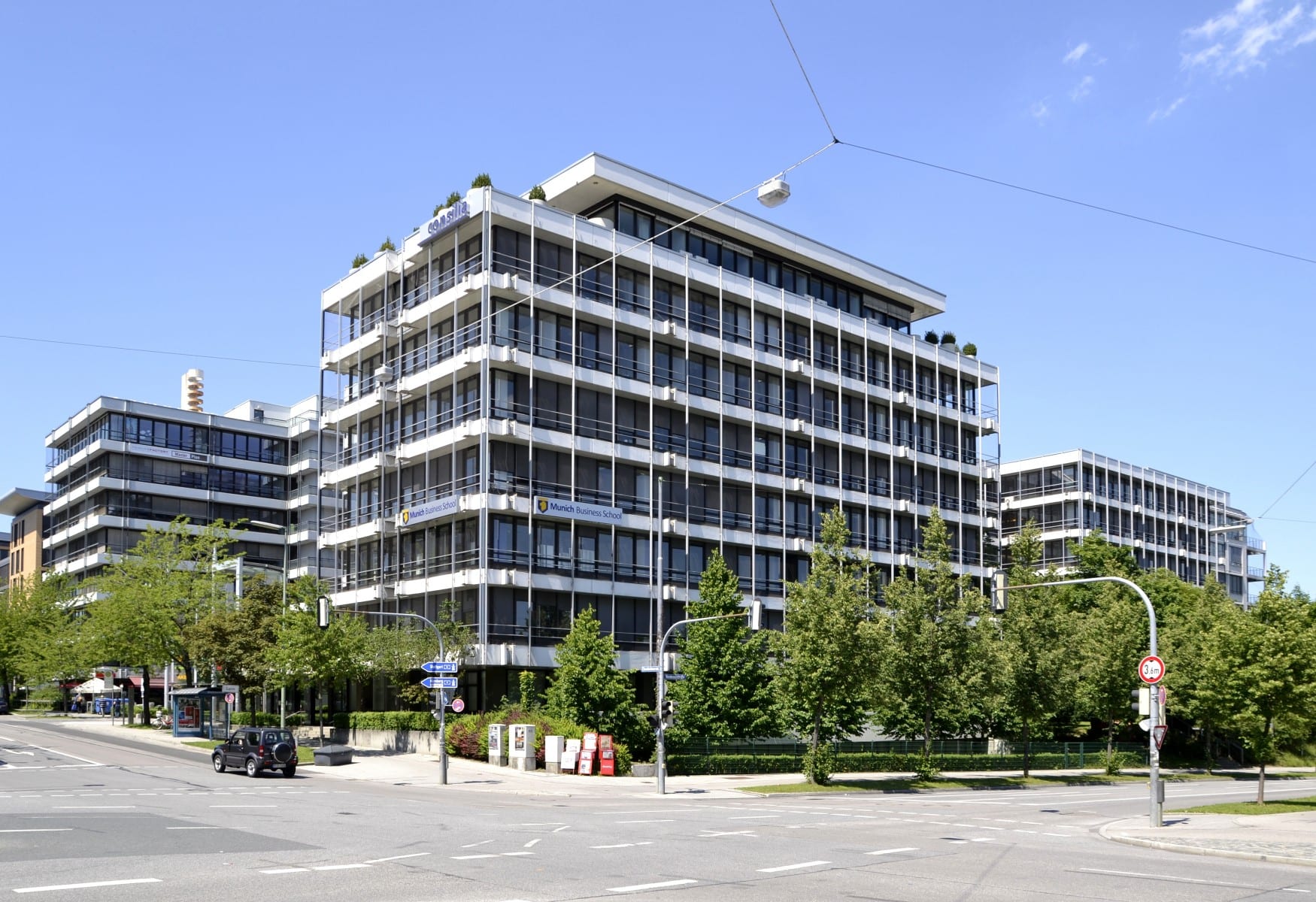 Munich Business School у Німеччині | StartStudy